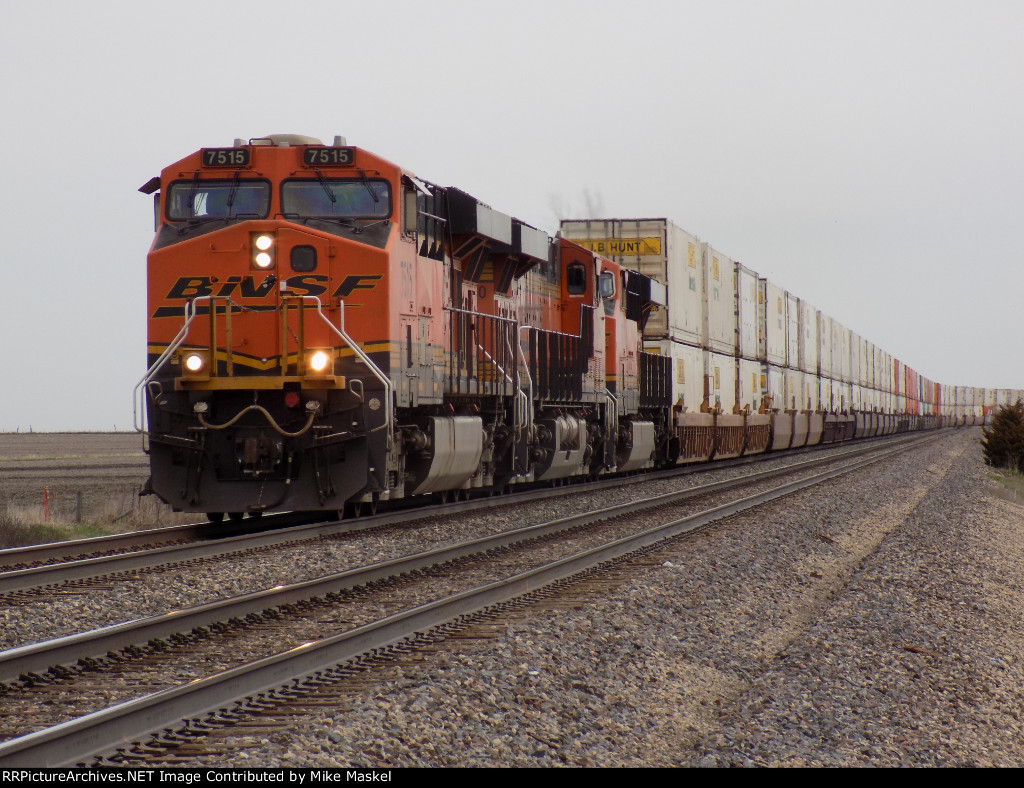 BNSF 7515